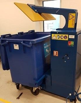 Kärlpress för 660 liters kärl. En maskin kan pressa flera.