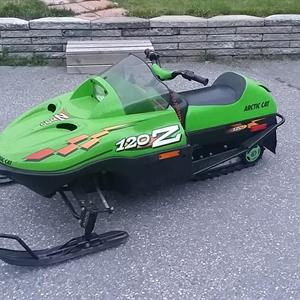 ARCTIC CAT Z120 00 - barnskoter.se