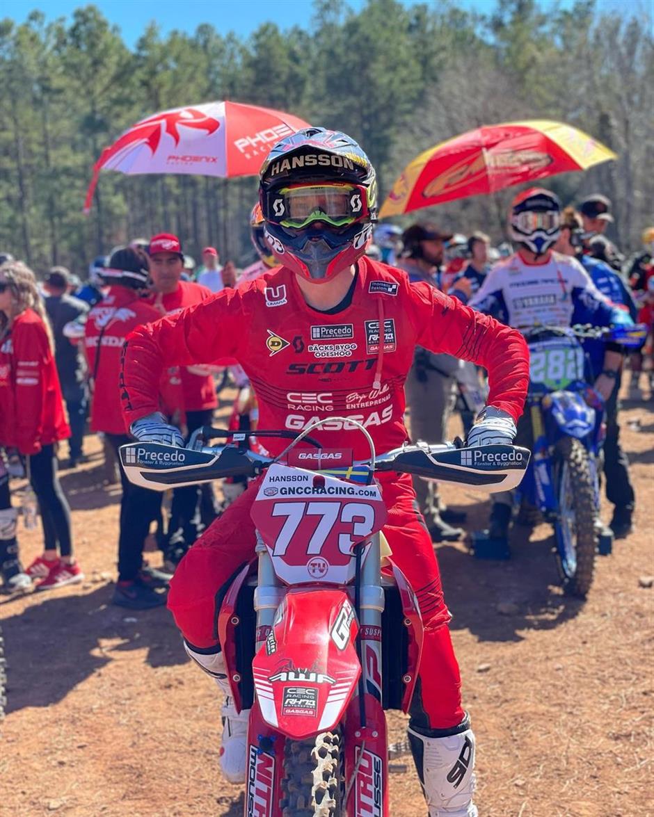 Rikard Hansson har kört första tävlingen i GNCC! - Dala MC Produkter